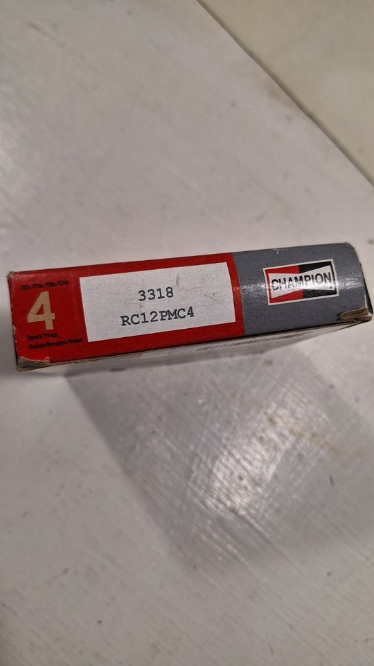 Champion 3318 Platinum Spark Plugs RC12PMC4 - 4 Pack | eBay