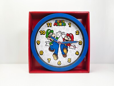 Nintendo Super Mario Bros Luigi 10" Analog Wall Clock: Perfect for Kid ...
