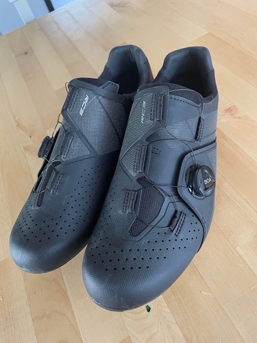 US12 / 46EU Shimano RC3 With Cleats - Worn 1 Time - Excellent Condition ...