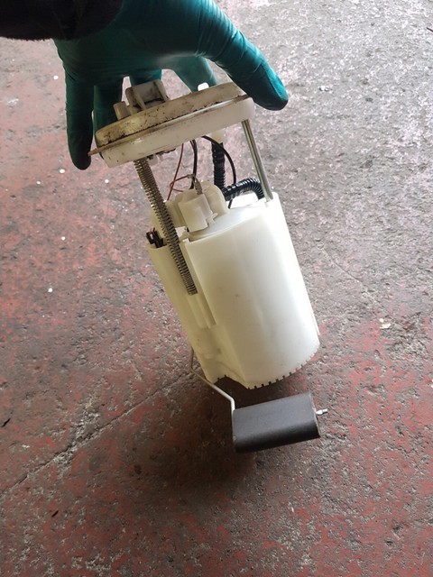 2011 Vauxhall CORSA 1229cc Petrol Fuel Sending Unit 13327783 for sale ...