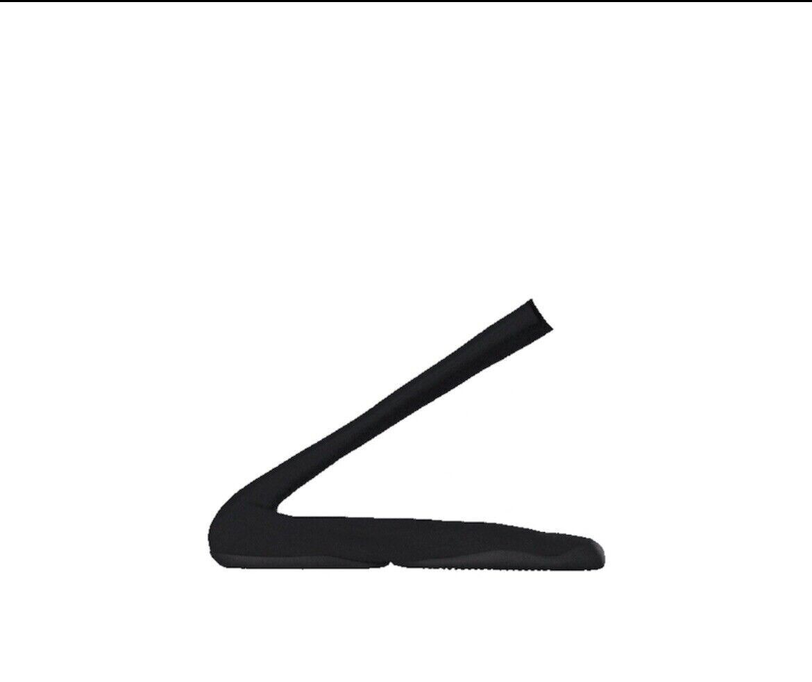 Size 1 - Yeezy Pod Black - YZYPODBLK