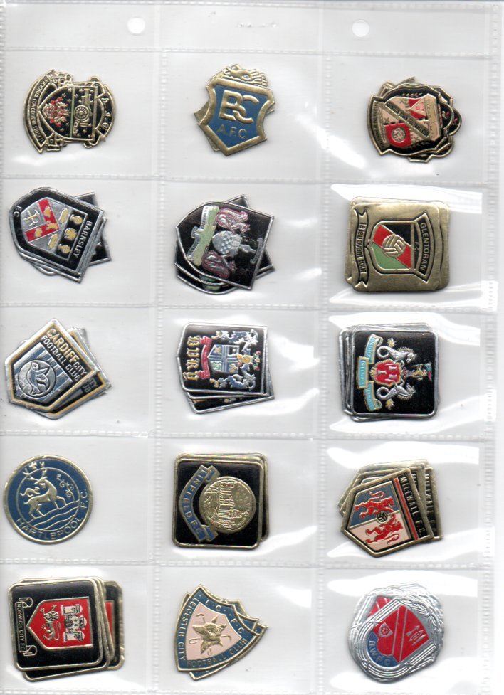 1970s ESSO Foil Football Badges All Unused - Choose The Ones You Need ...