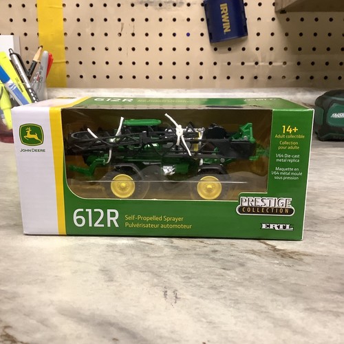 1/64 John Deere ERTL 612R Sprayer Die Cast Replica Prestige Collection ...
