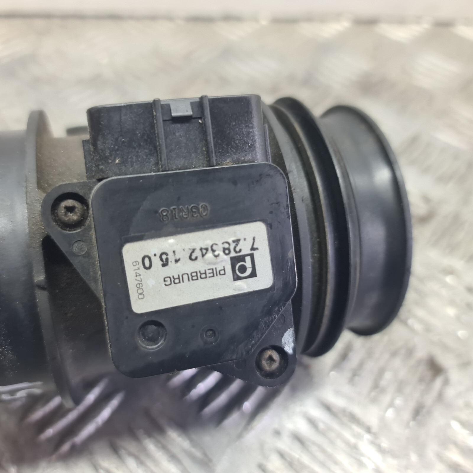 Volvo V70 01 mass air flow sensor 2.4 Petrol B5244S2 7.28342.15.0 00-03 ...