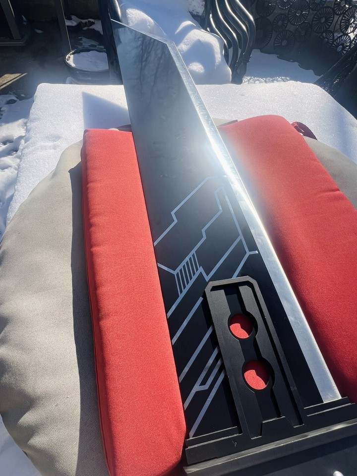 FINAL FANTASY CLOUD STRIFE BLADE STEEL BUSTER SWORD 57” — Life Size ...