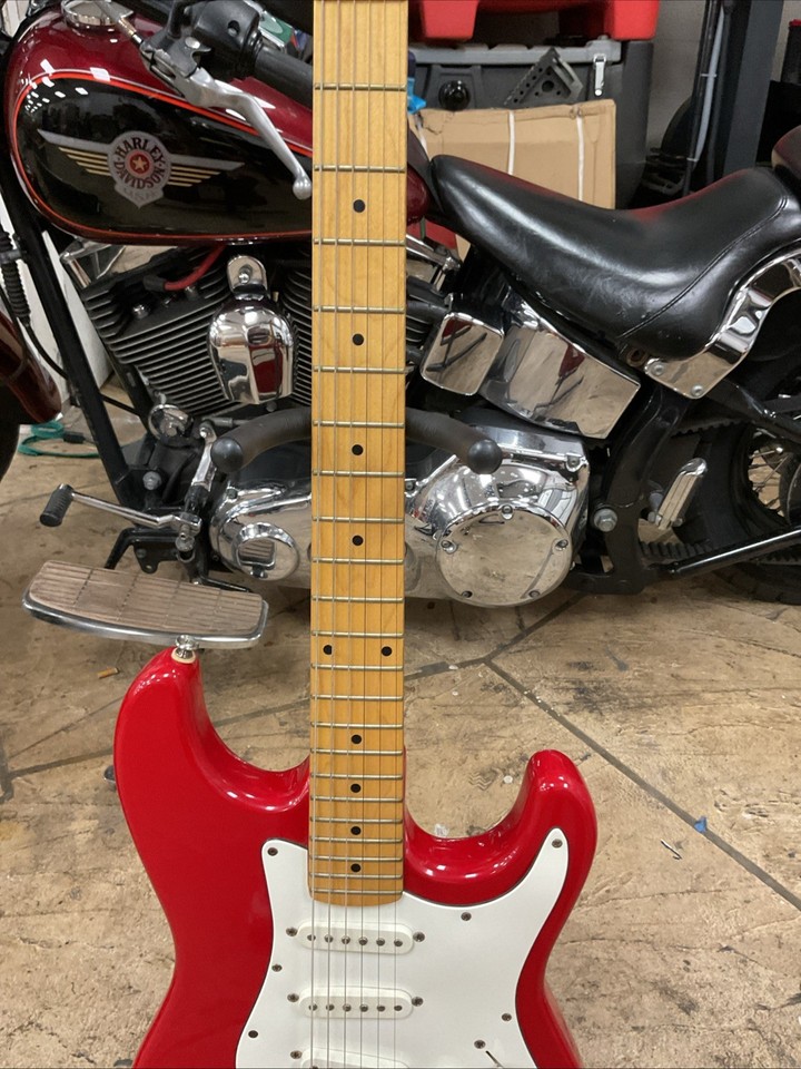 Epiphone by Gibson Electric Guitar Serial#151 00965 Strat Style No ...