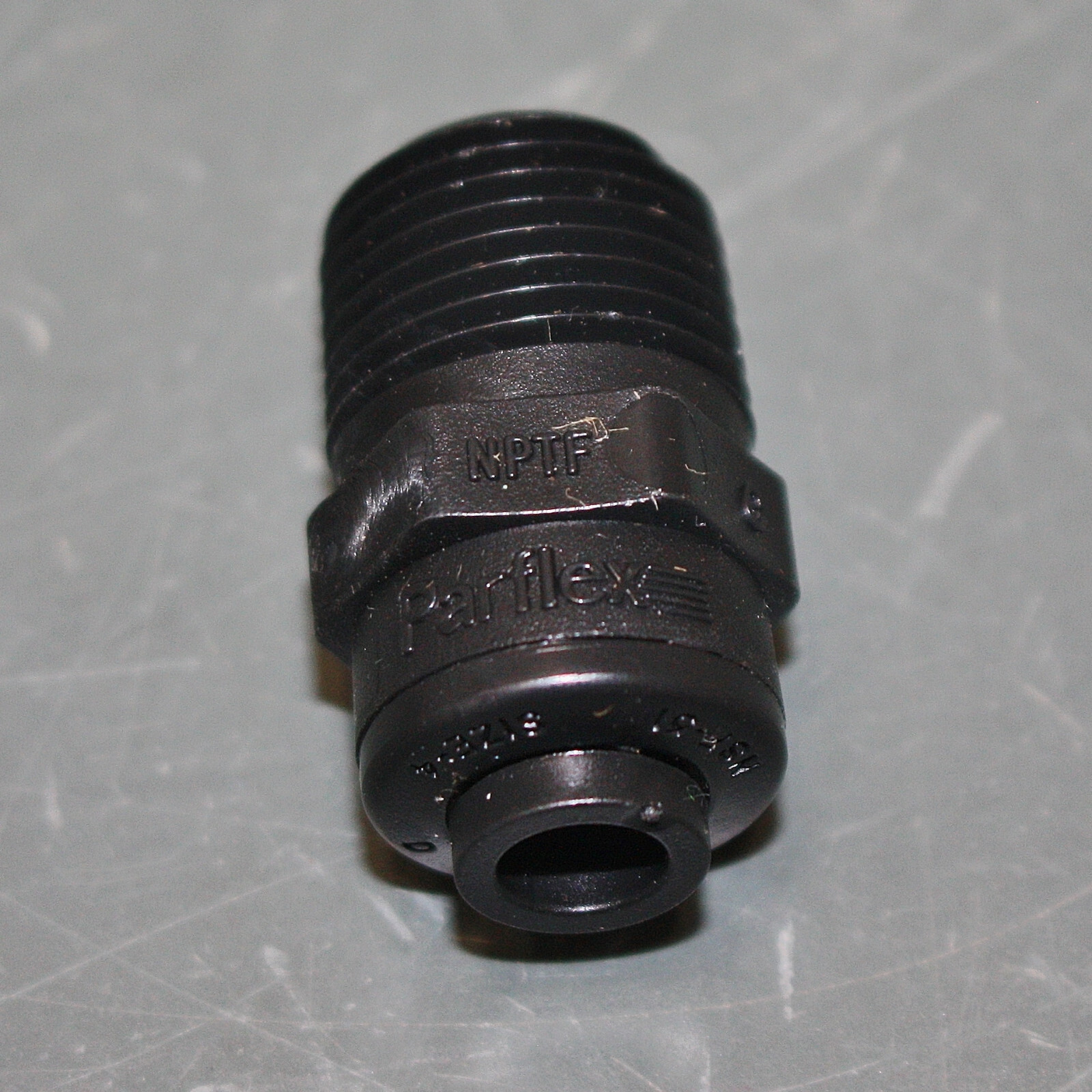 (10) Parker Parflex Trueseal Adapter FB4MC6-HBLK, 3/8" NPTF x 1/4" Tube ...