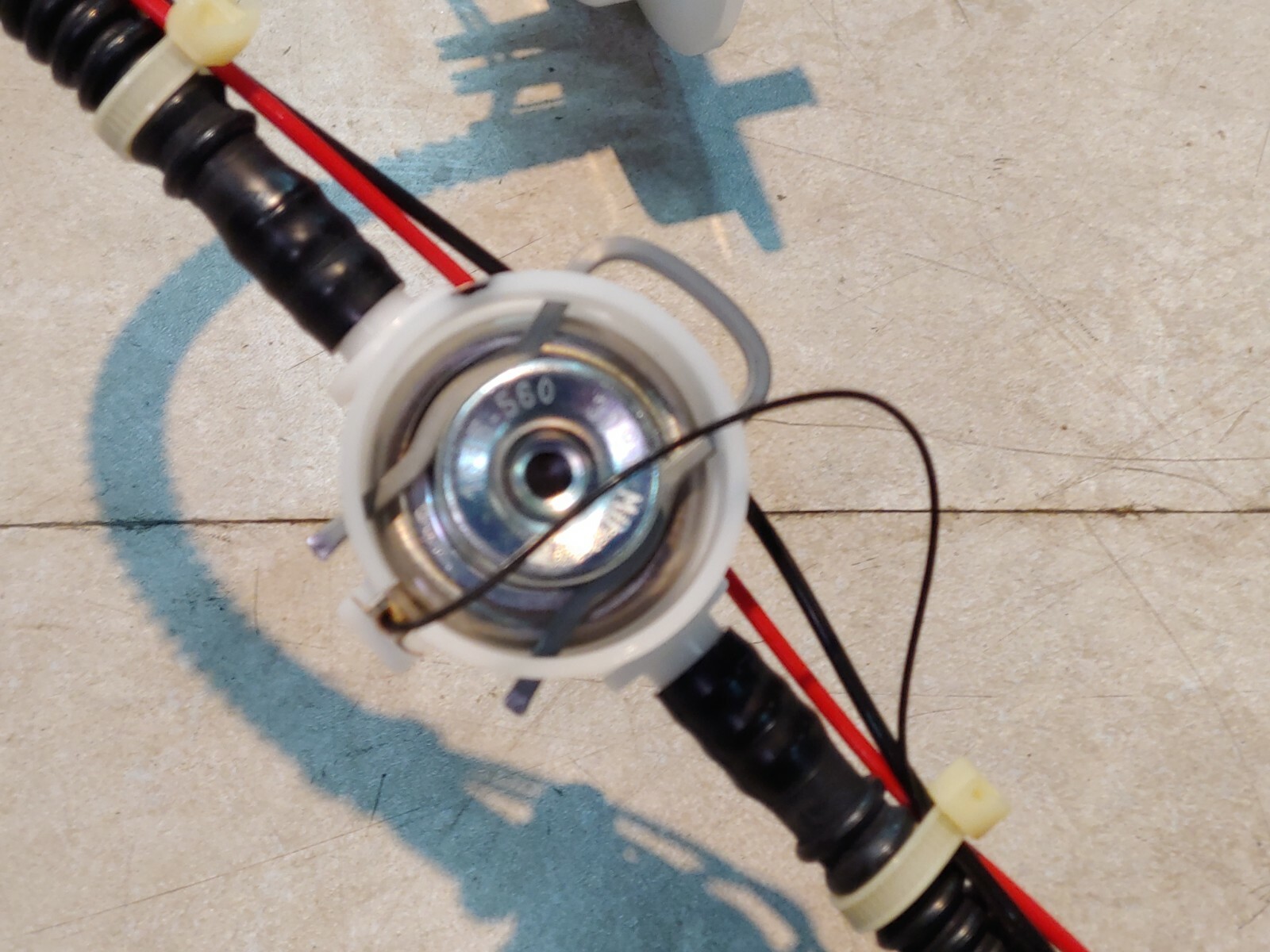 BMW 5 6 Series F06 F07 F10 F12 PIERBURG Fuel Pump Assembly 70270160 ...