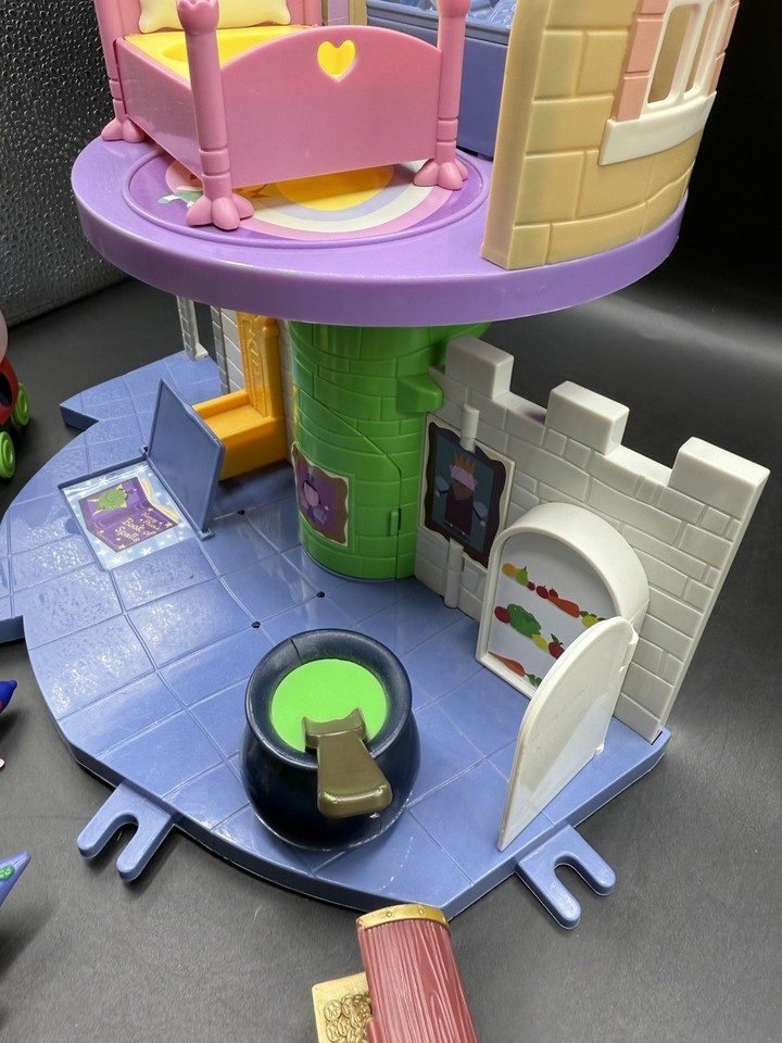 Ben & Holly Little Kingdom Thistle Castle Playset With Toy Figures ...