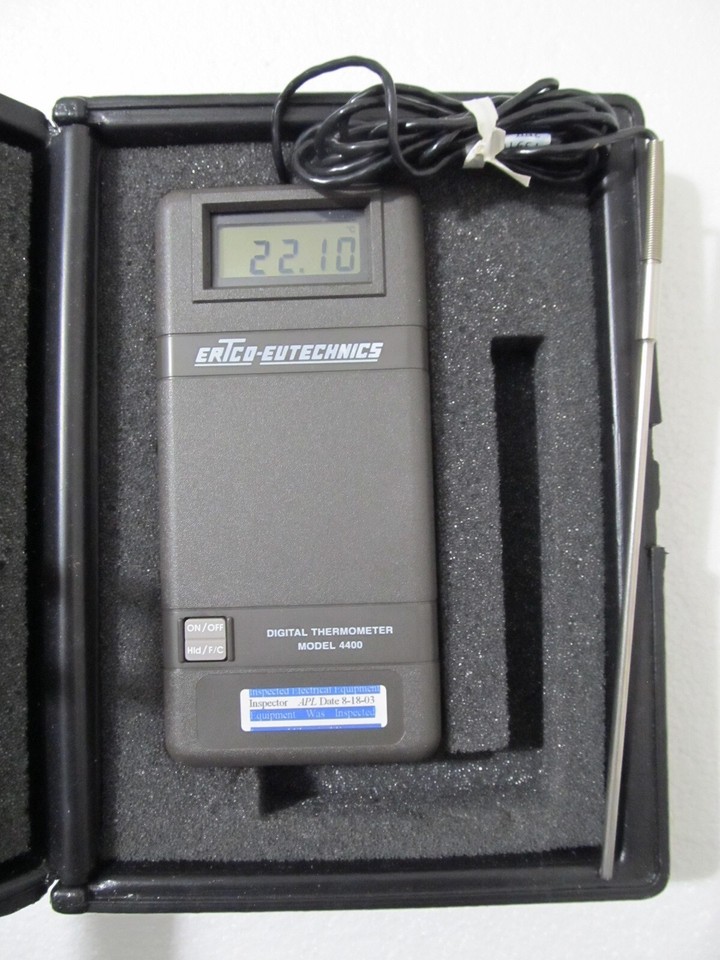 EUTECHNICS MODEL 4400 DIGITAL PRECISION THERMOMETER w/ Probe & Case | eBay