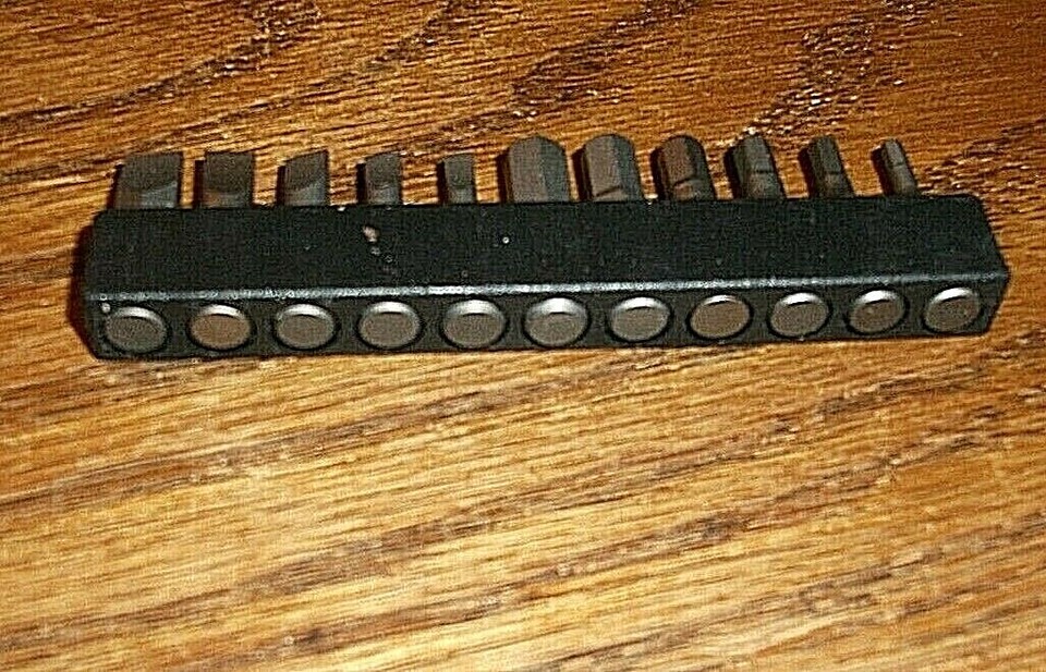 DEWALT UNBRANDED SCREWDRIVER TIP SET 6 HEX AND 5 FLAT 11 PIECE SET | eBay