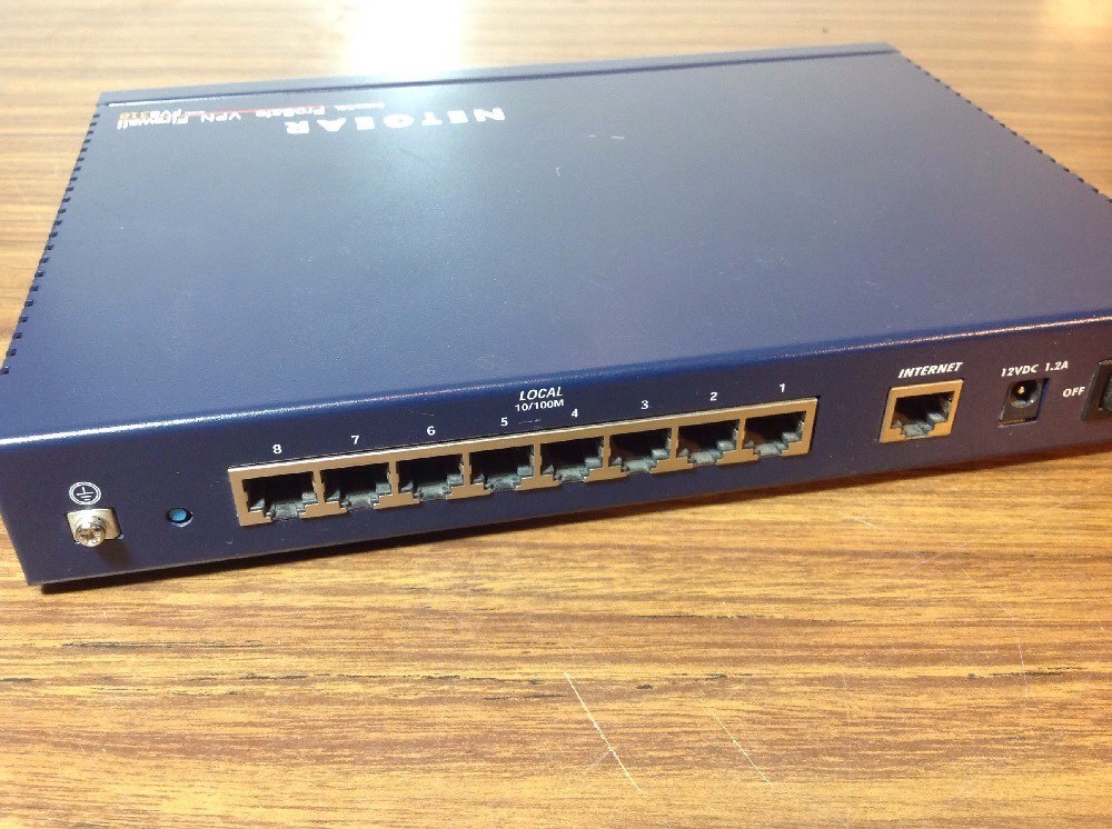 Netgear FVS318 – ProSafe VPN Firewall with 8-Port 10/100 Switch & Power ...