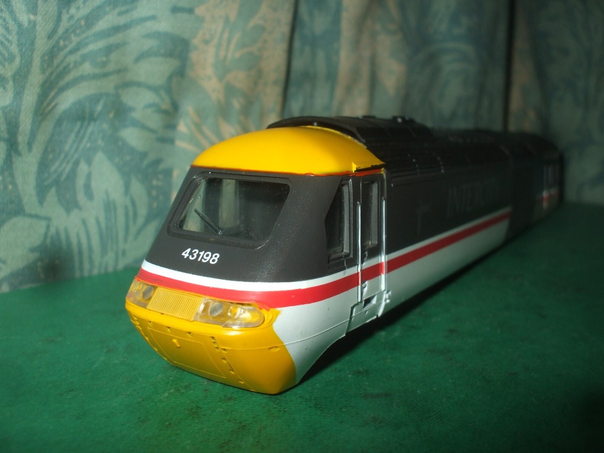 125 Intercity Swallow Class 43 HST Power Car 43028 | BR Intercity