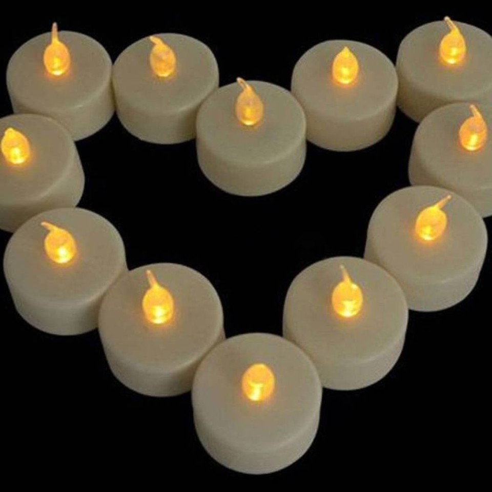 LED Flame-less Realistic Flickering Effect Tea Light Candles (Set of 12 ...