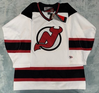 NEW JERSEY DEVILS VINTAGE PRO PLAYER AUTHENTIC REPLICA HOME JERSEY XXL ...