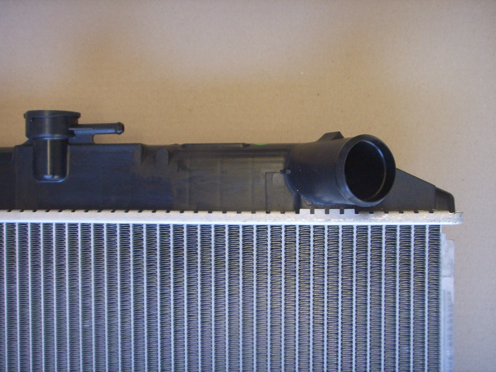 Radiator For Hino Dutro 300 400 8500 X-Long XZU434R 2005 With Radiator ...