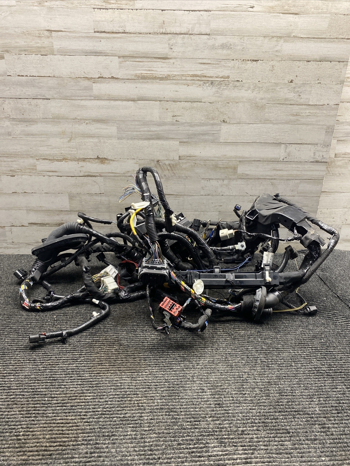 OEM Ford Engine Bay Wiring Harness G2GZ-12A581-NE (FOR PARTS) | eBay