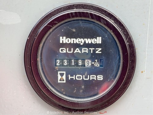 2015 Skyjack SJ 6832RT 32' 4WD Dual Fuel Rough Terrain Scissor bidadoo ...