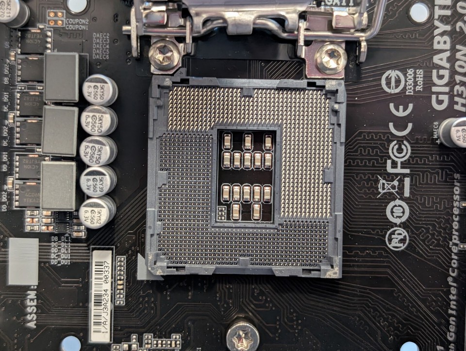 Gigabyte H310N 2.0 ITX 9th Gen Mother Board DDR4 Socket 1151 w/ IO ...