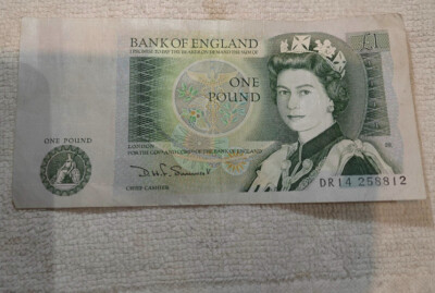 BANK OF ENGLAND QUEEN ELIZABETH ONE POUND NOTE. Mint Condition Ultra ...