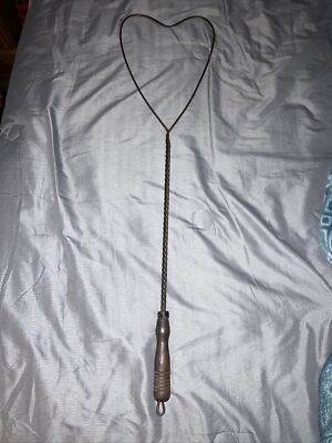 Vintage Rug Beater Heart Shaped Twisted Rod | eBay