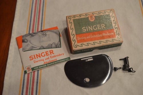 Singer darning and embroidery attachment set #160719 for 15 or 221 ...