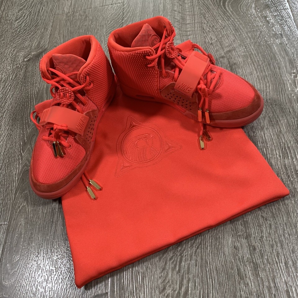 NIKE Air Yeezy 2 SP Red October Kanye (508214-660), 10.5 | eBay