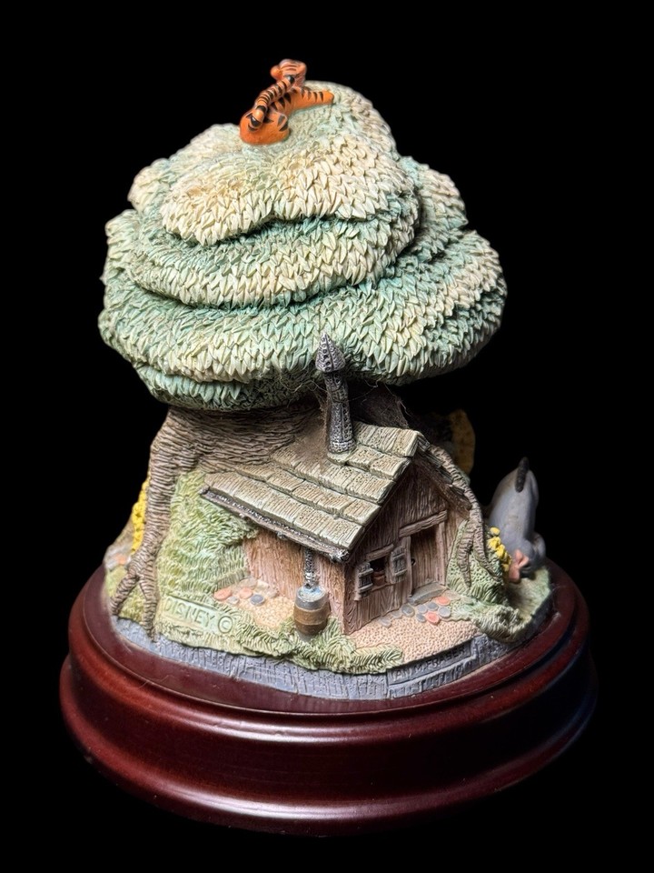Disney Winnie The Pooh “Pooh’s Tree House” Fraser Design/The Fraser ...