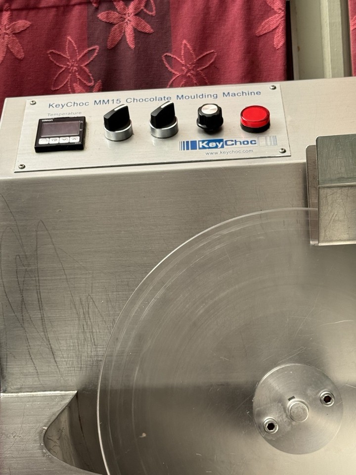 Keychoc MM15 Chocolate moulding Or tempering Machine, melt Chocolate ...