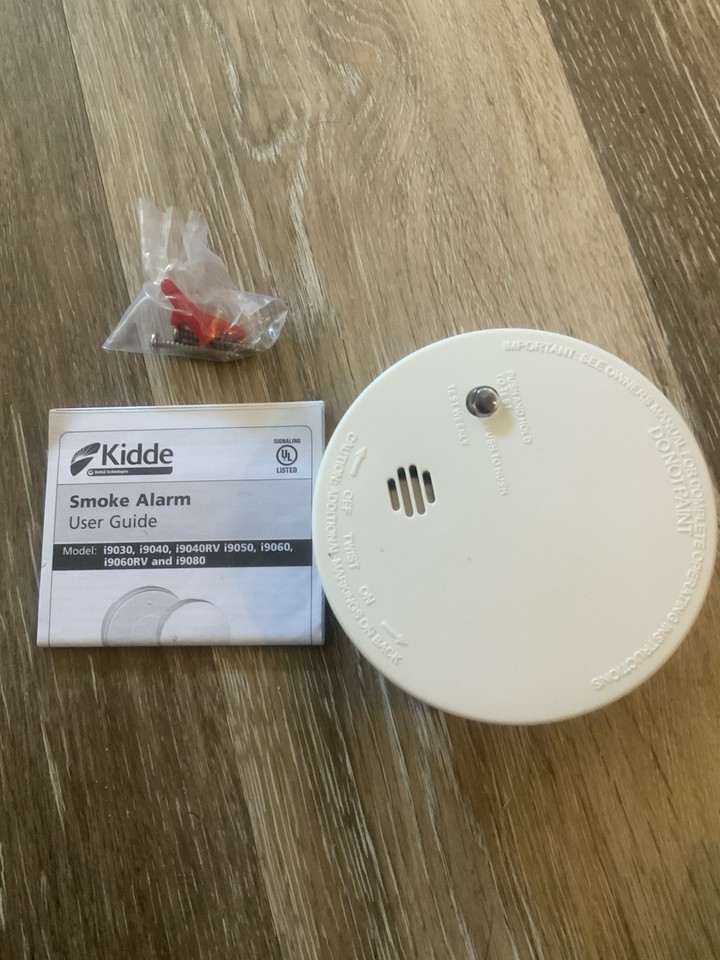 Code One Model i9040 Smoke Alarm. New In Box | eBay