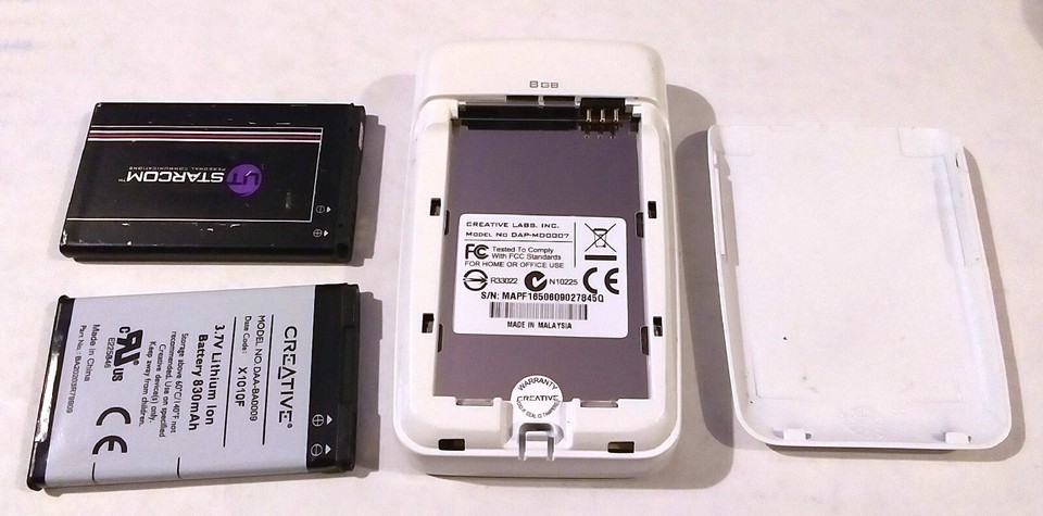 CREATIVE LABS ZEN MEDIA MP3 AUDIO PLAYER 8GB DAP-MD0007 MICROPHOTO + 2 ...