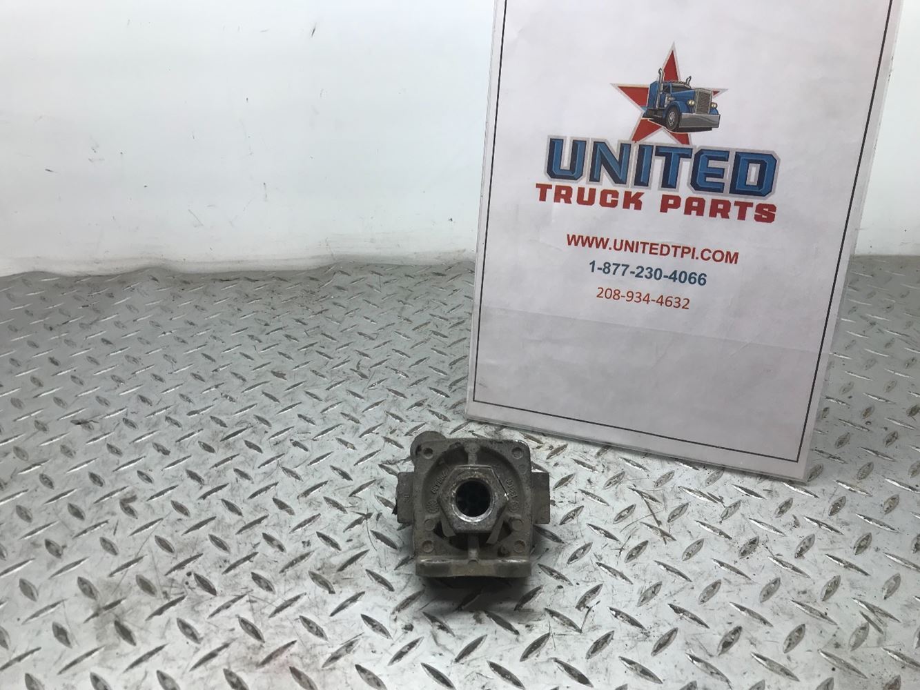 Bendix ~ T-240004D ~ Brake Valve ~ New ~ out of the box! for sale ...