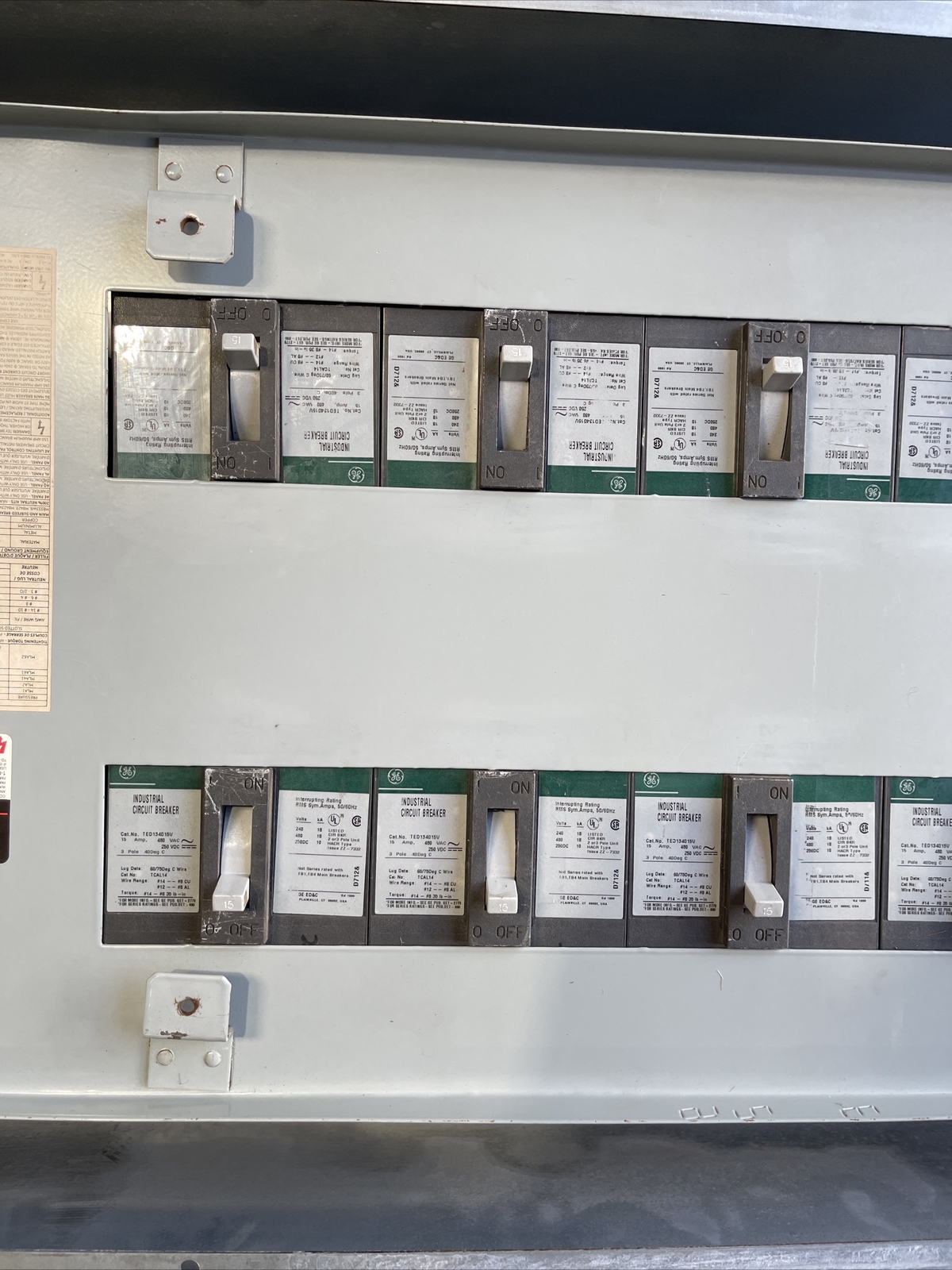 GE Main Lug 800 AMP Complete Panel 480v 3 phase 3 wire with Breakers | eBay