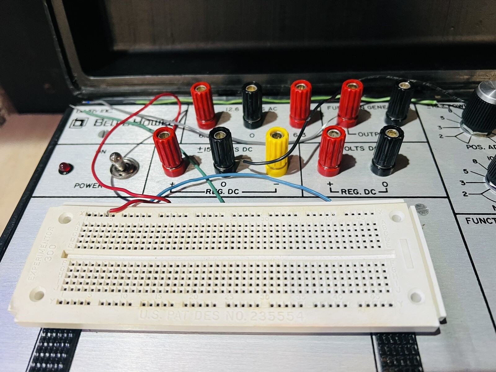 Bell & Howell Console 80 Digital Trainer Electronics DeVry Testing Kit ...
