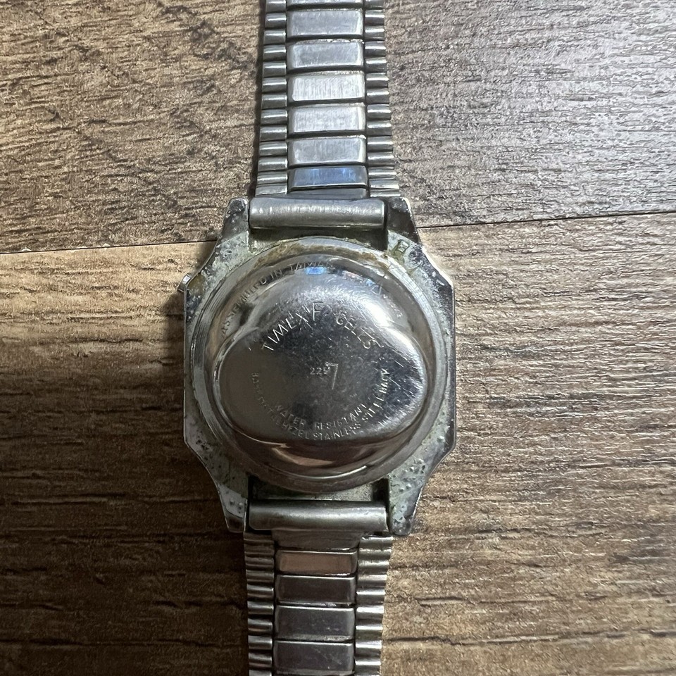 Rare Ladies Timex Vintage 70s Red LED Display SSQ Watch - Untested | eBay