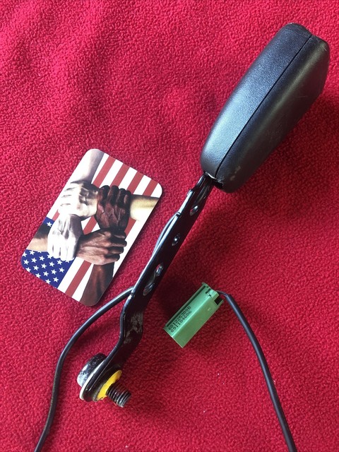 OEM Volvo S80 V70 Xc70 07-16 Front Seat Belt Buckle Receiver 8623450 ...