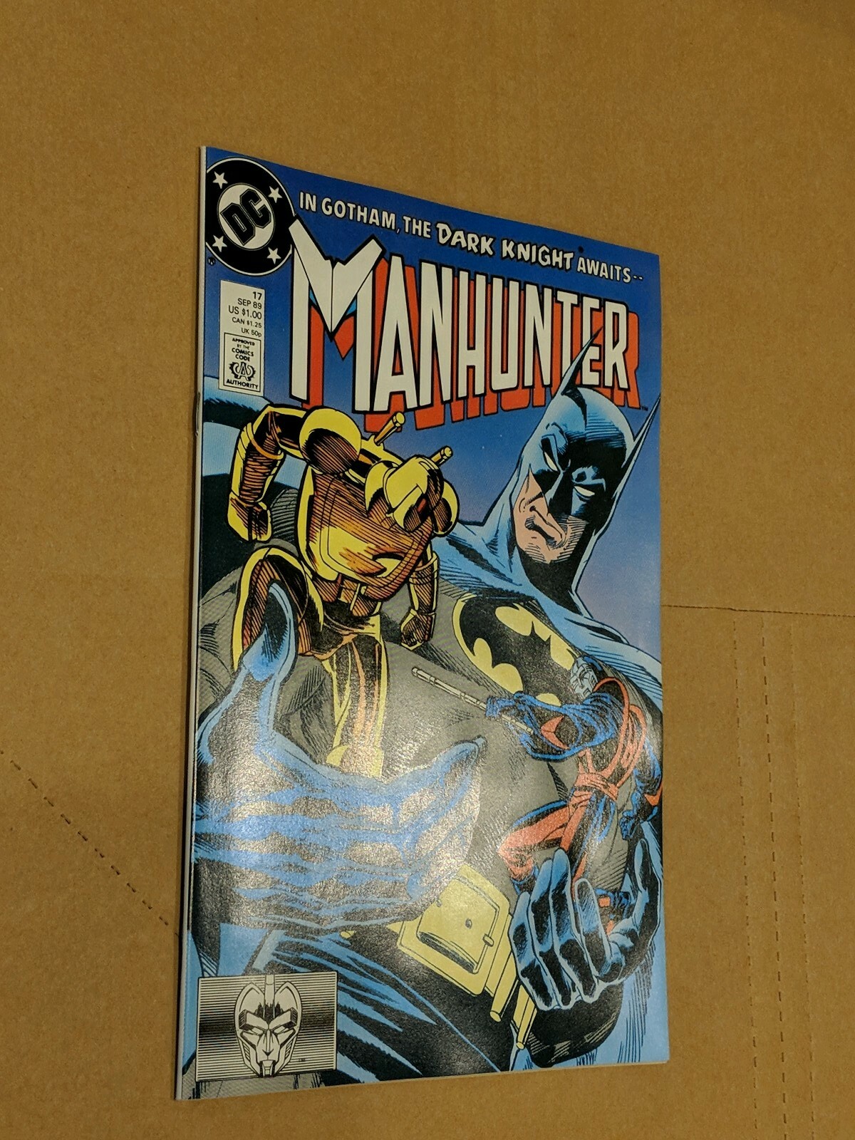 Manhunter #17 NM, high grade 1st appearance Sportsmaster II 1989 DC ...