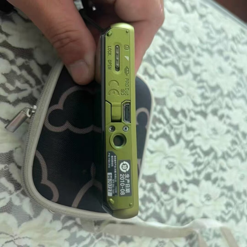 SONY Cyber Shot DSC-T99 CCD 14.1MP 4x Optical Zoom Digital Camera-Green ...