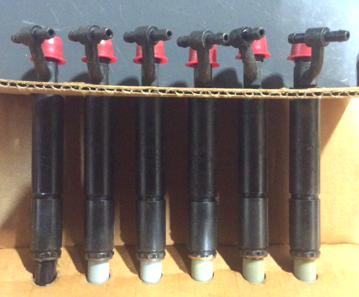 INTERNATIONAL FUEL INJECTOR (DT360) 1813859C91 | OE | QTY 1