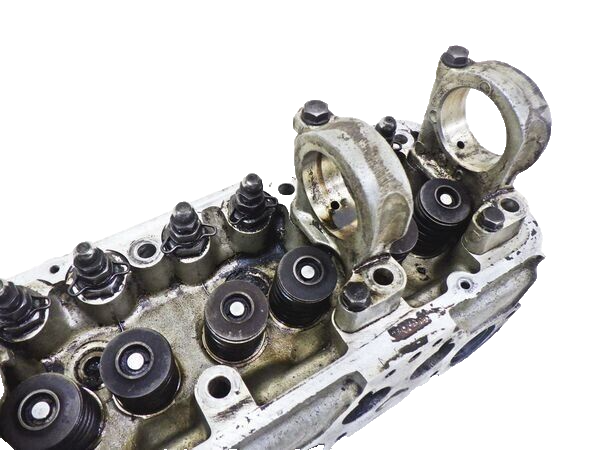 Rare! Nissan OEM L28 N47 Cylinder Head for Hakosuka Kenmeri Fairlady Z ...