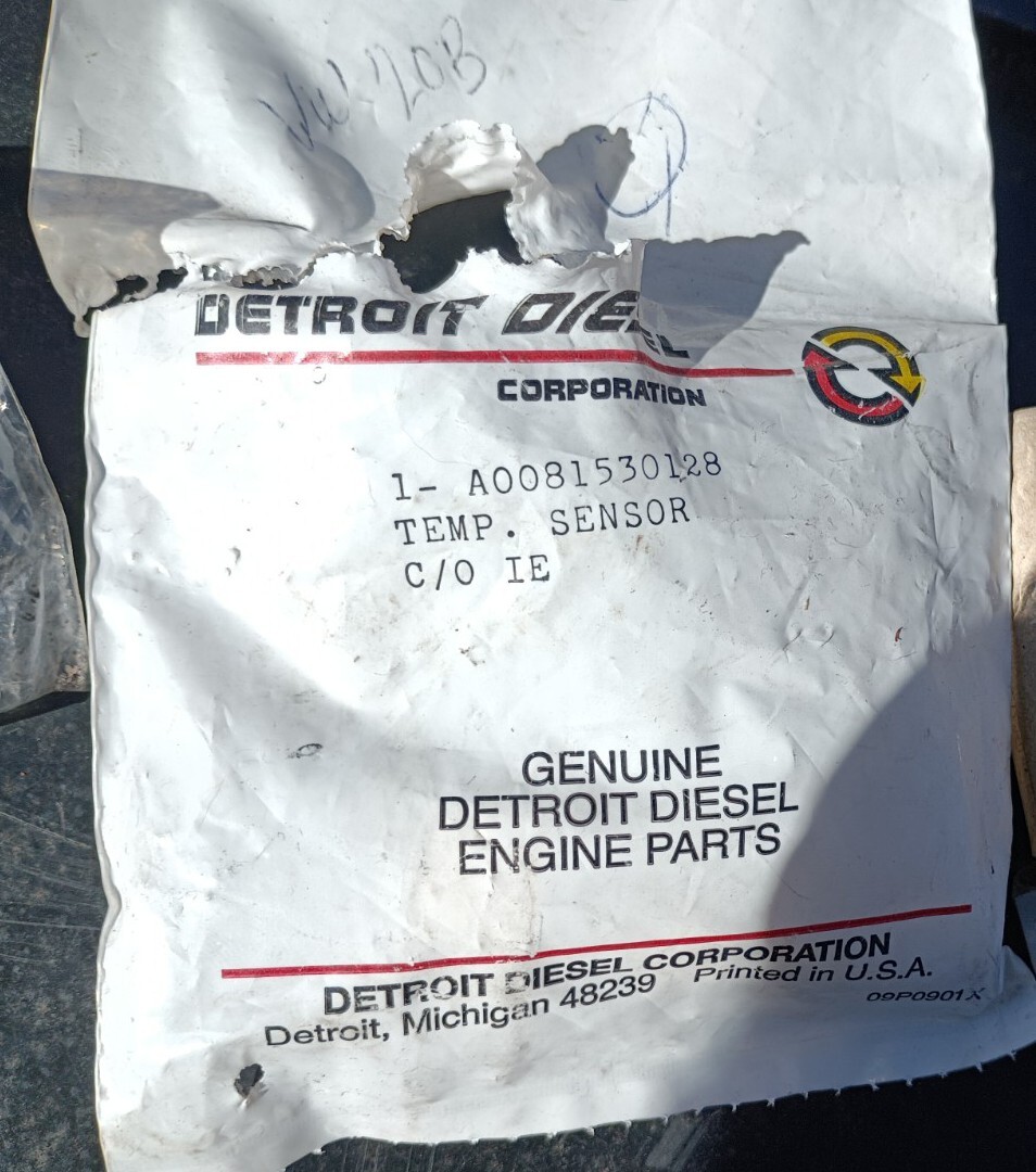 Genuine Detroit Diesel A0081530128 Temp. Sensor for sale online | eBay