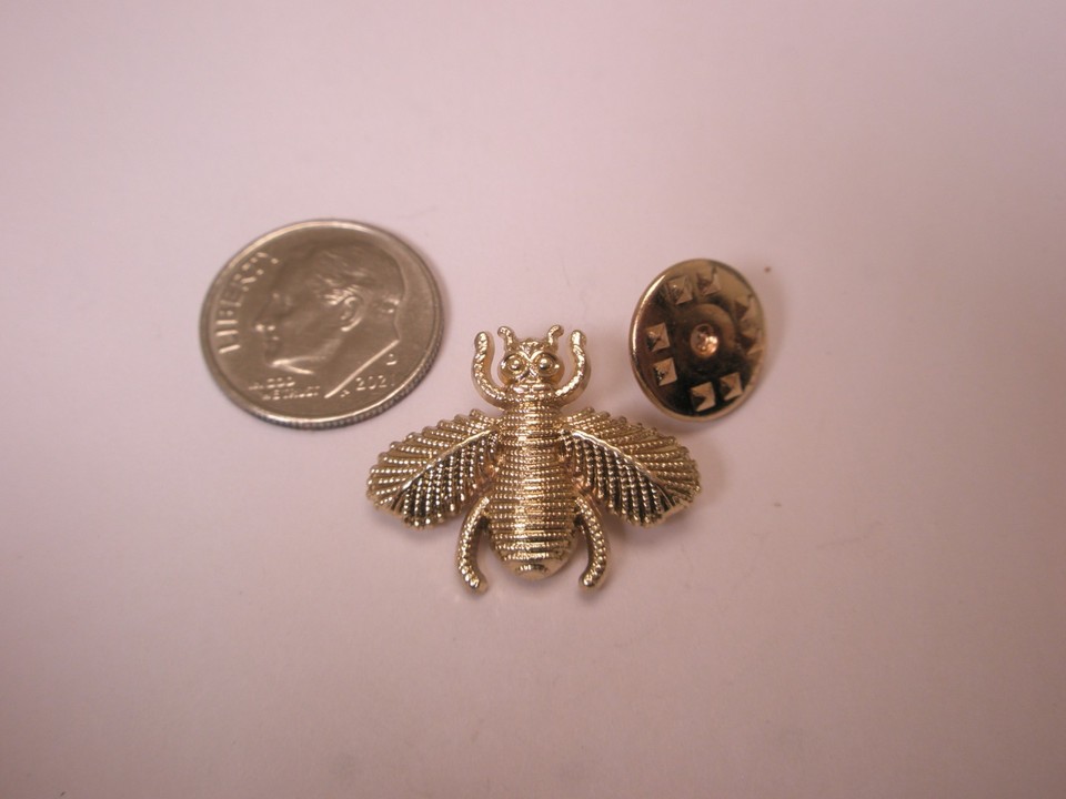 Hornet Bee Yellow Jacket Vintage Tie Tack Lapel Pin flying winged ...