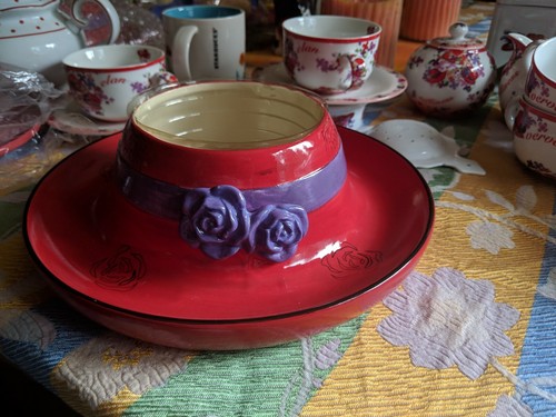 Bowl Dish Brim Holds Fruit Chips Dip Center 9.5" x 4" x 5" Red Hat ...