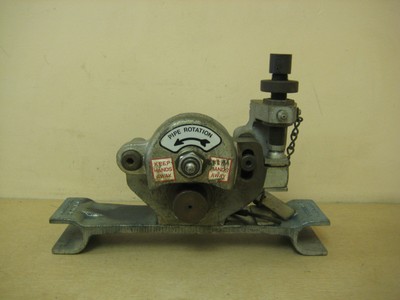 Pipe Threaders & Dies - Victaulic Groover