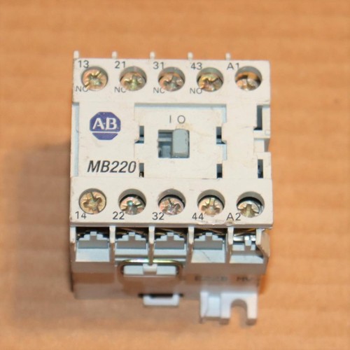One Allen Bradley 700DC-MB220* Mini Contactor Relay 24VDC Coil | eBay