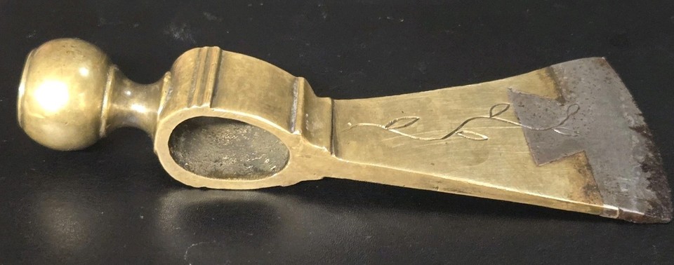 VINTAGE RARE AMERICAN INDIAN BRASS TRADE AXE STEEL INSERT SMOKING PIPE ...