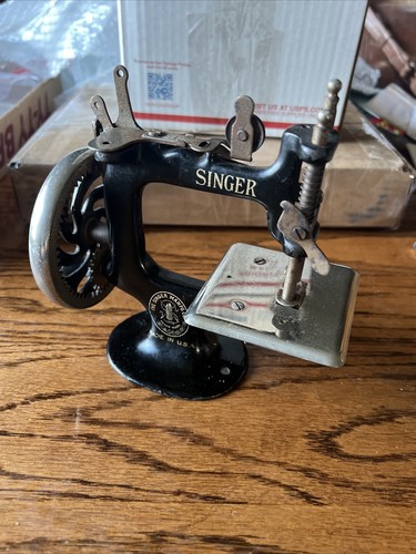 Vintage Singer No. 20 - Childs Real Sewing Machine | eBay