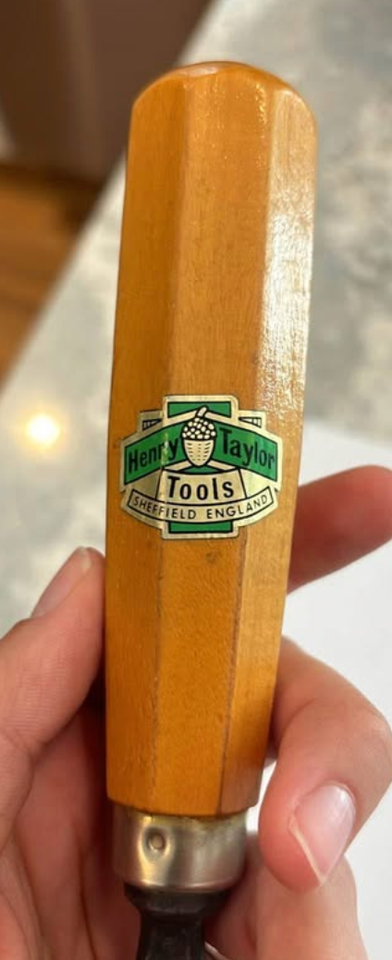12 Sweep Gauge Chisels (Henry Taylor, Pfeil Swiss made, Wood Carvers ...