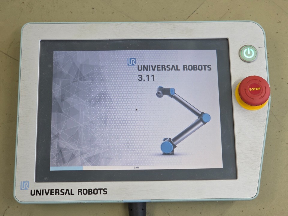 Universal Robots UR5 & Controller & Teach Pendant | eBay