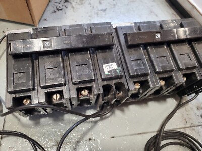 Cutler hammer Eaton BA3020 shunt tip 20amp 3pole circuit breaker type ...